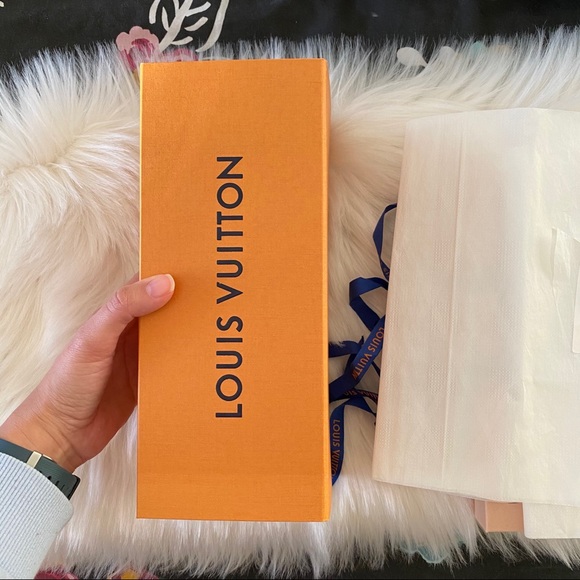 Louis Vuitton | Party Supplies | Louis Vuitton Empty Perfume Box With ...